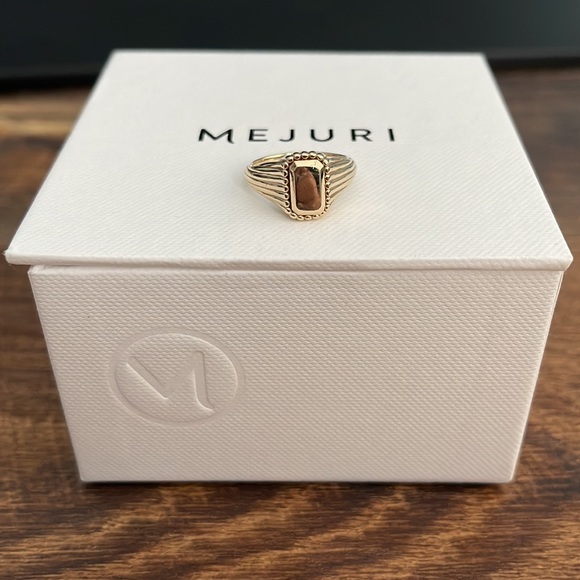 Mejuri | Jewelry | Mejuri X Jenna Lyons Signet Pinky Ring Size 4 | Poshmark